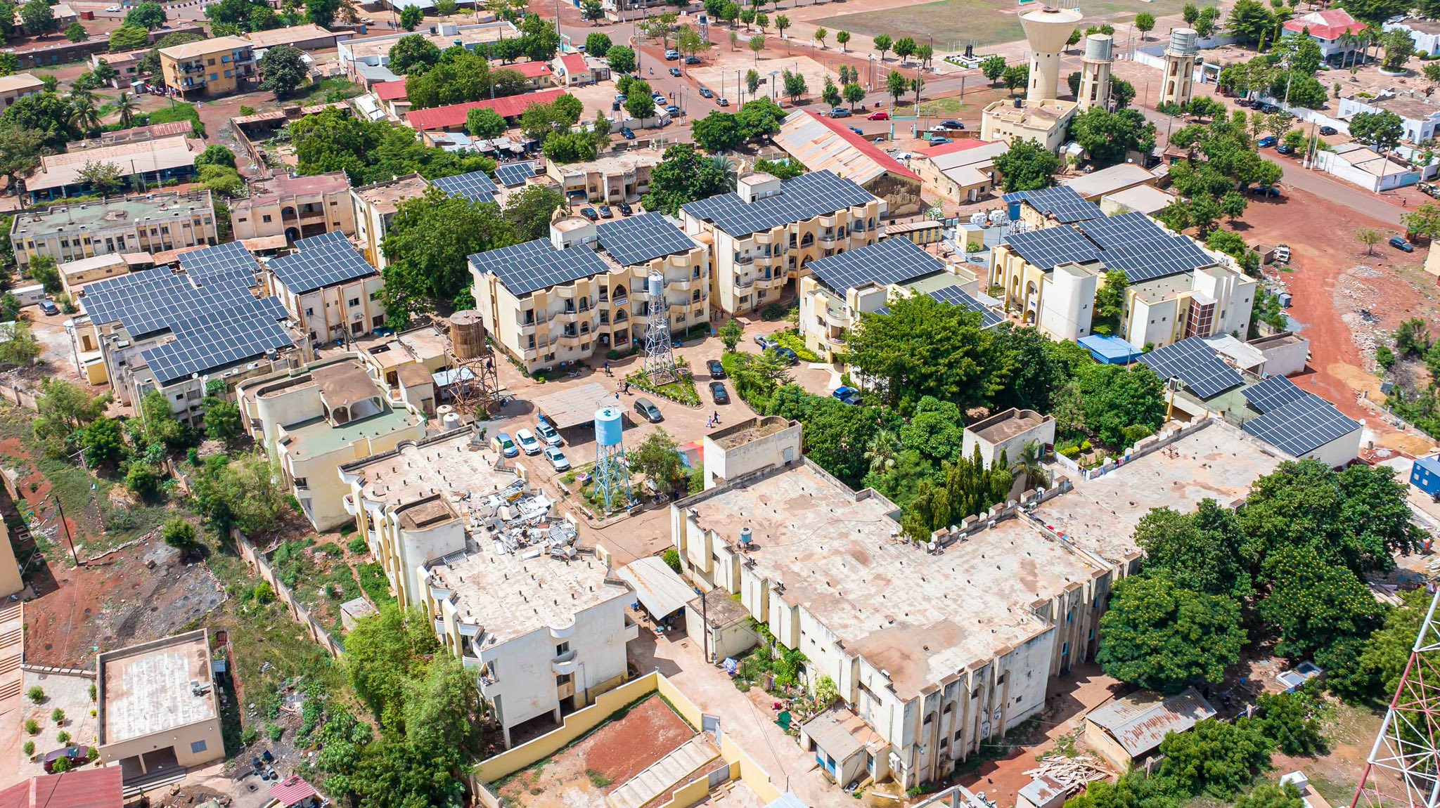 Mali : Le CHU de Kati bénéficie d’une électrification solaire grâce aux ...